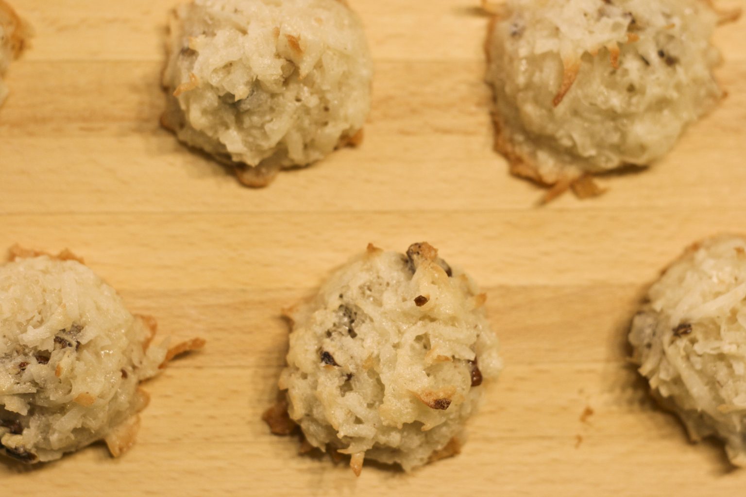 Coconut Pecan Macaroons – Chloe's Tray